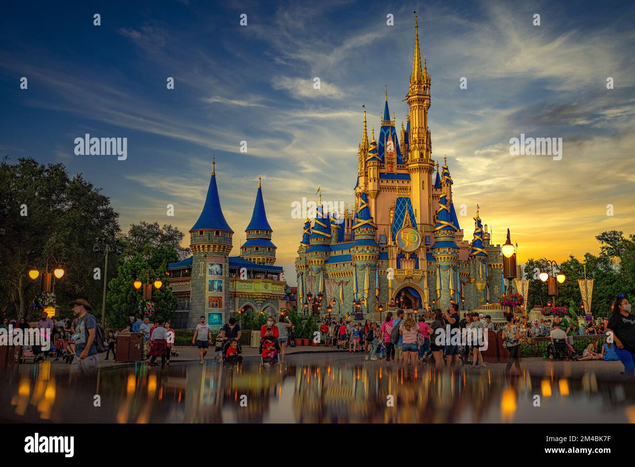 Disney World Magic Kingdom Stock Photo - Alamy