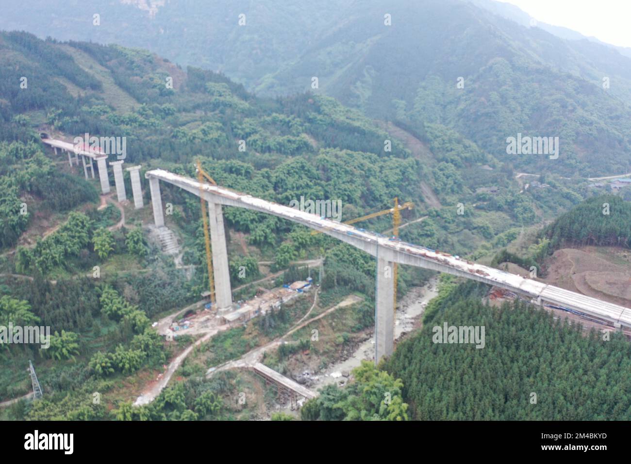 Aerial photo shows the construction site of the Houdixia Grand Bridge ...
