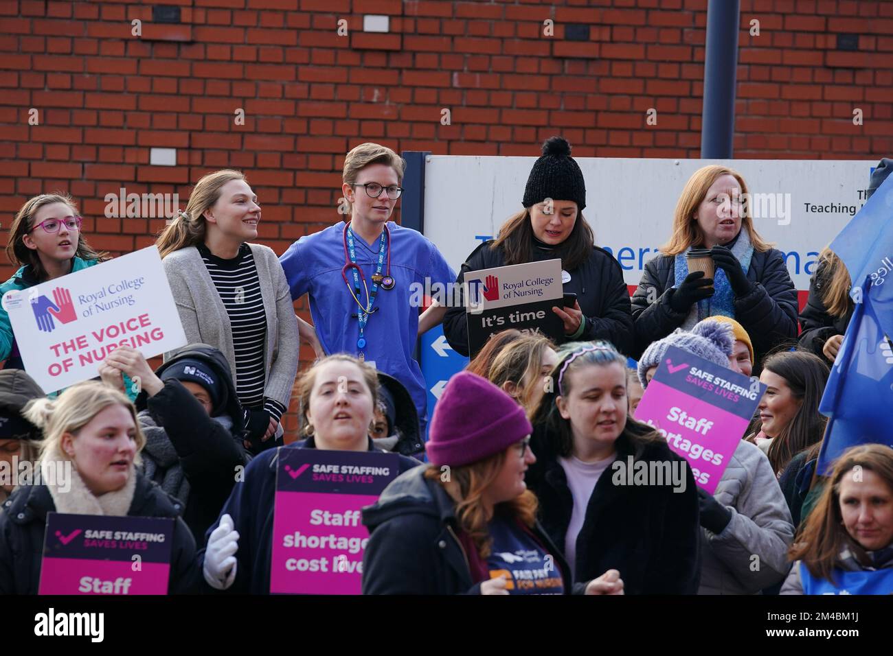 Members of the Royal College of Nursing (RCN) on the picket line ...