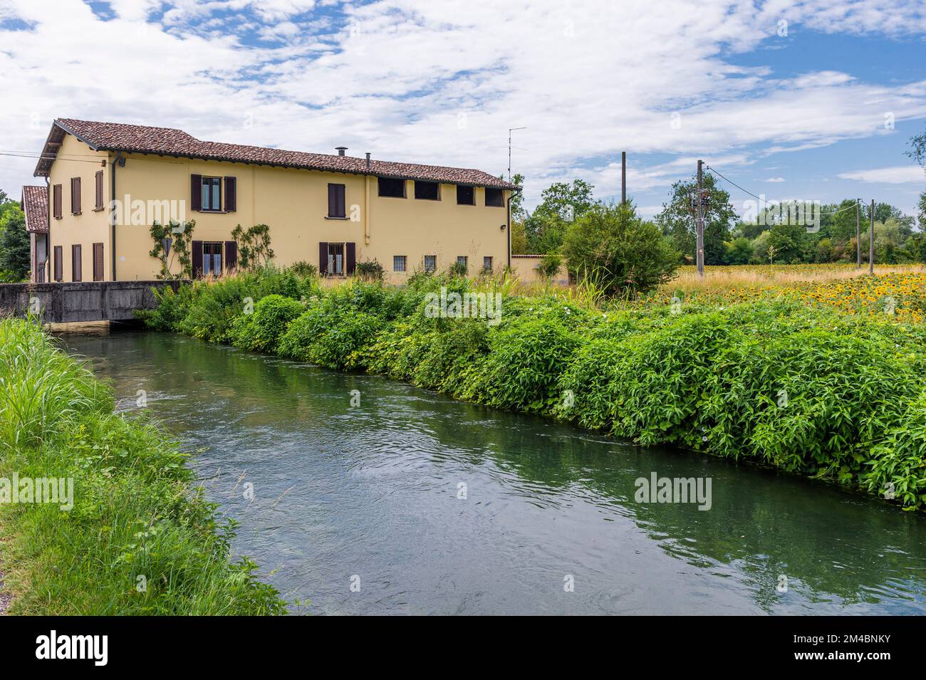 canal near the 52 provincial road, crema, italy Stock Photo - Alamy