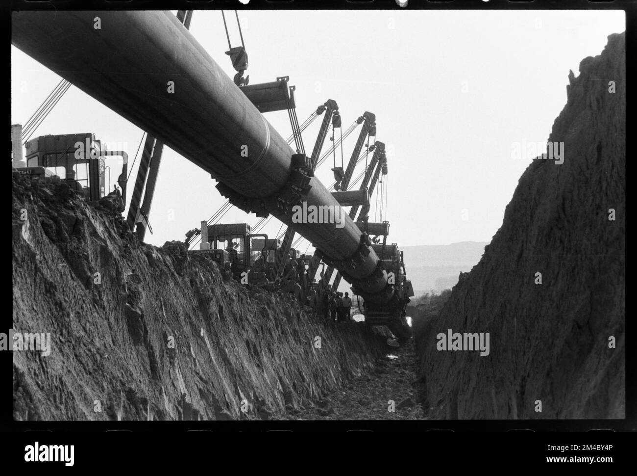 ***SEPTEMBER 1983 FILE PHOTO*** The first 45 kilometres of the welded ...