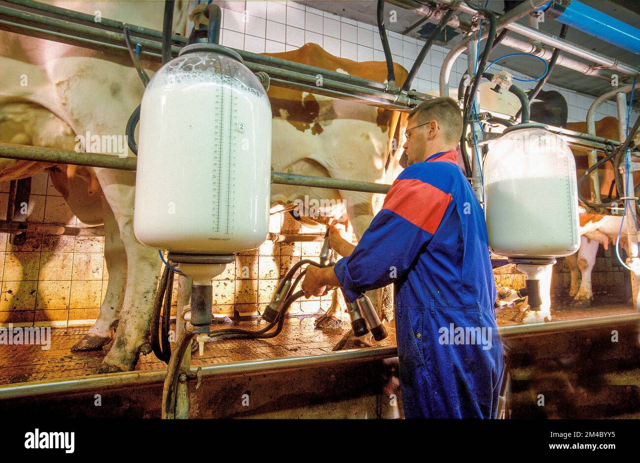 Robot farmer hi-res stock photography and images - Alamy
