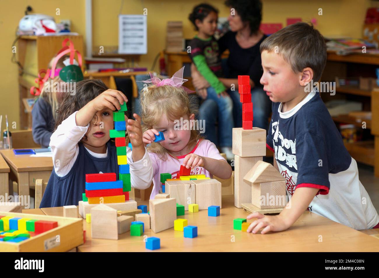 Toddlers play daycare hi-res stock photography and images - Alamy