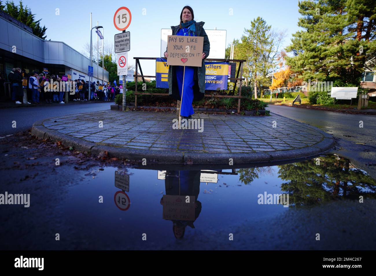 Madelaine Watkins joins members of the Royal College of Nursing (RCN ...
