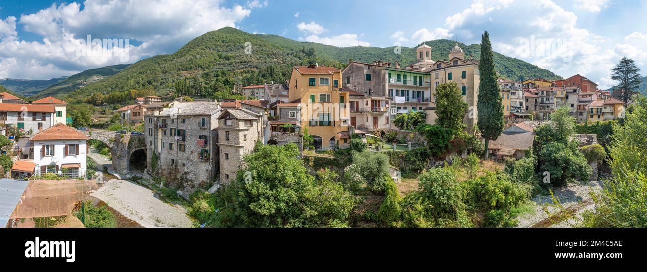 Pieve di teco village hi-res stock photography and images - Alamy