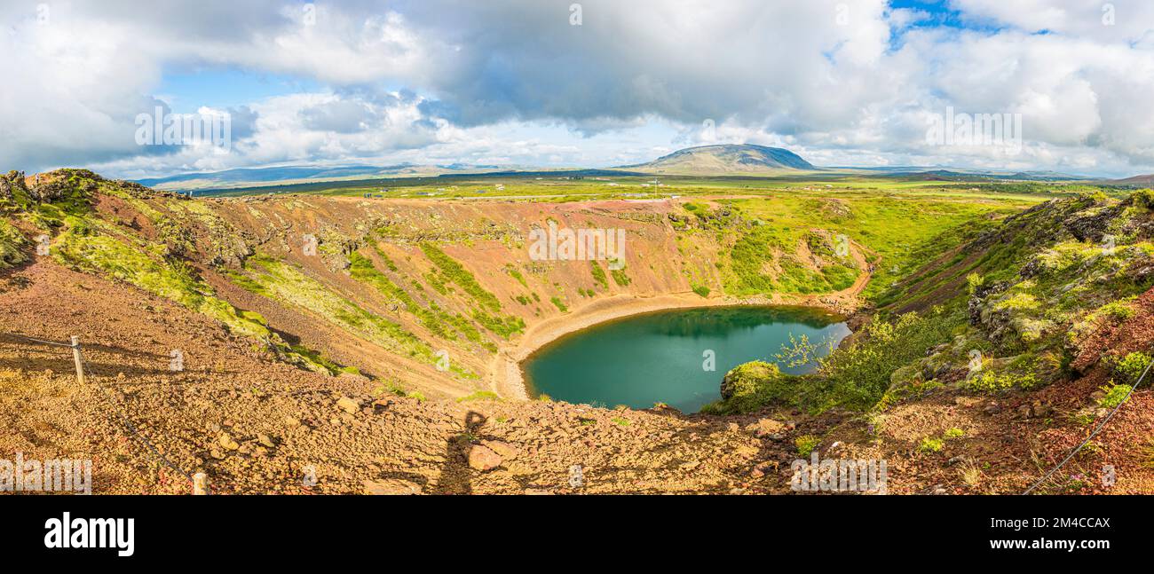 Beautiful panoramic circular hiking hi-res stock photography and images ...