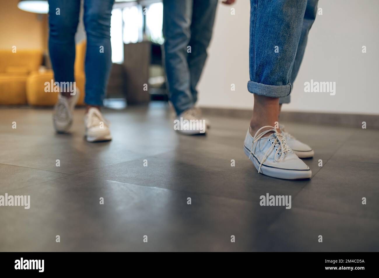 Office worker male female legs hi-res stock photography and images - Alamy