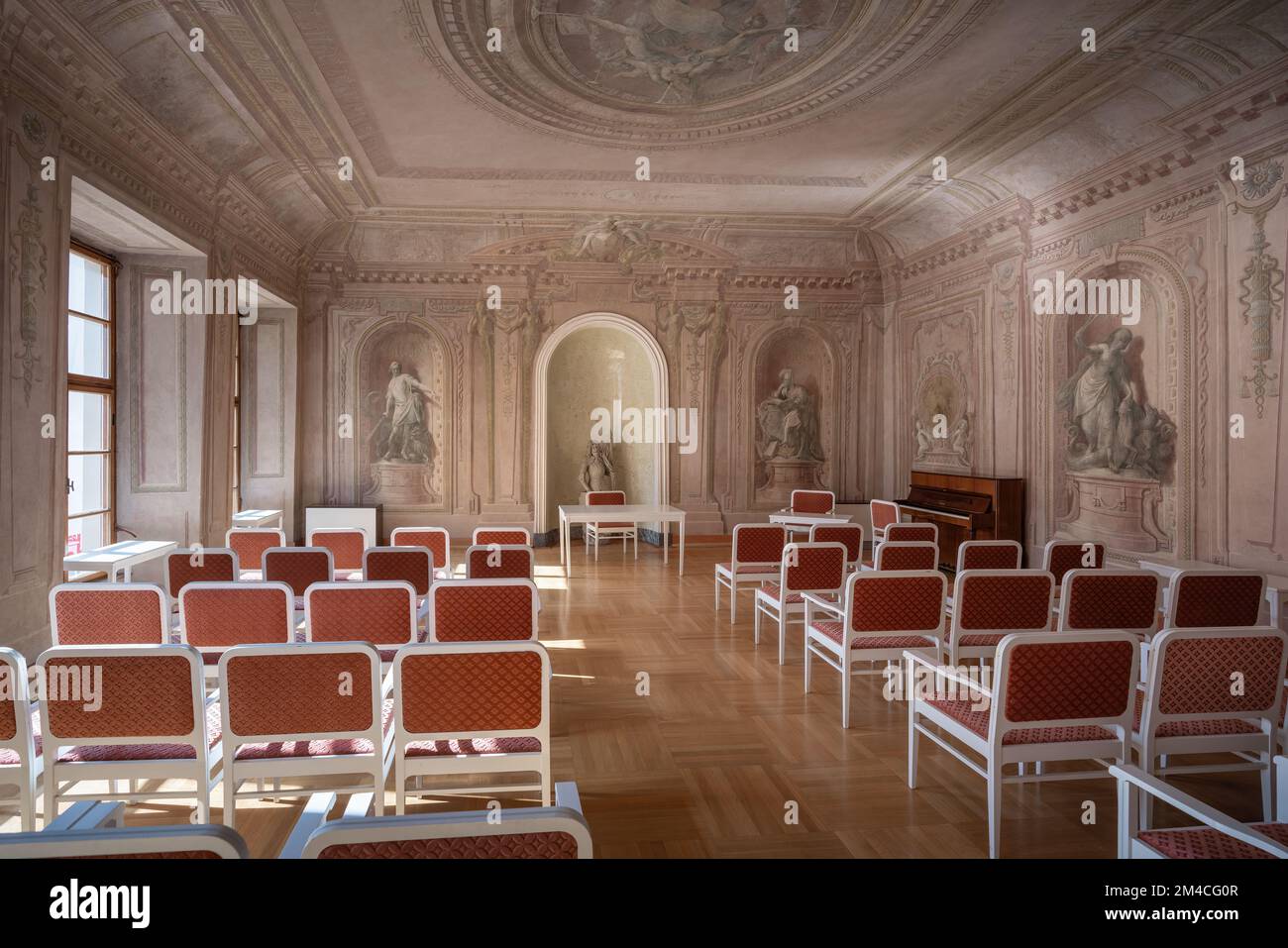 Former meeting hall hi-res stock photography and images - Alamy