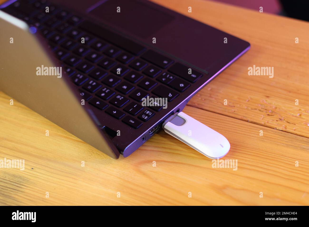 Laptop modem card hi-res stock photography and images - Alamy