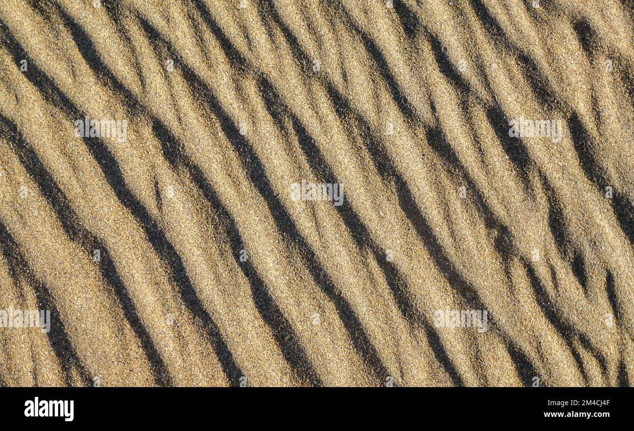 Beautiful sand ripples in the Namib desert Stock Photo - Alamy