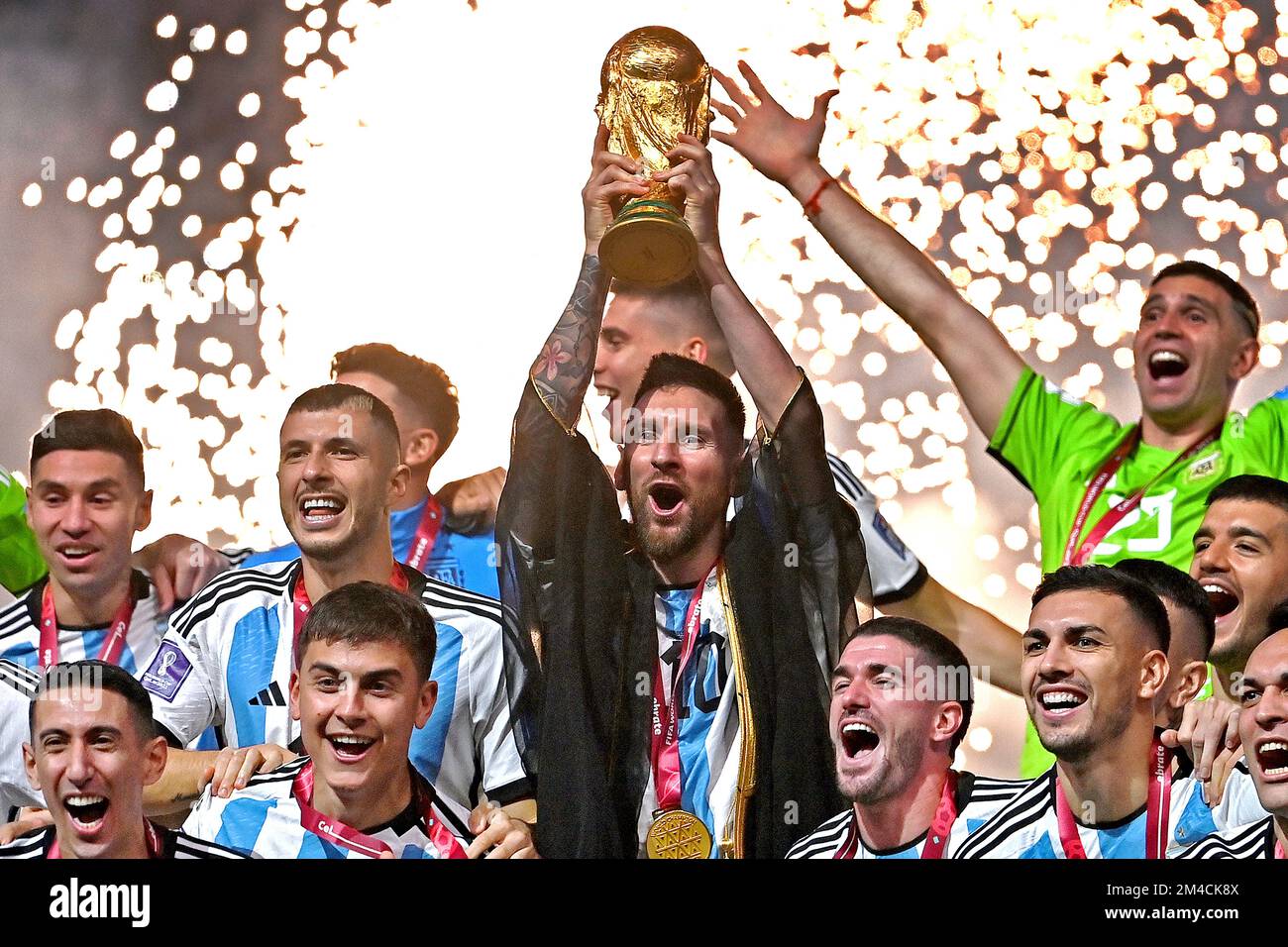 Award ceremony, Lionel MESSI (ARG) with cup, cup, trophy, team photo ...