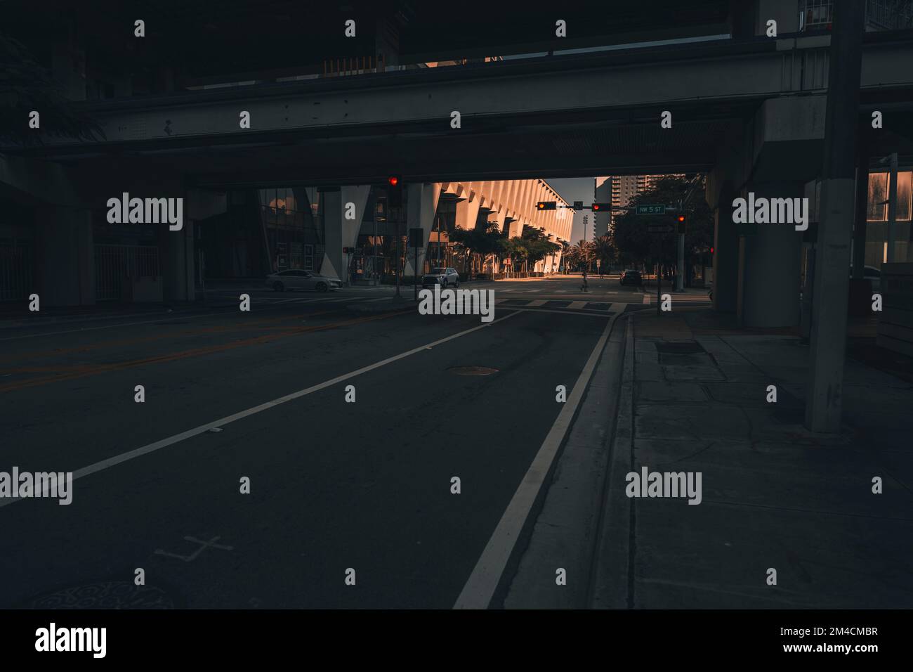 street downtown terminal miami sun Stock Photo - Alamy