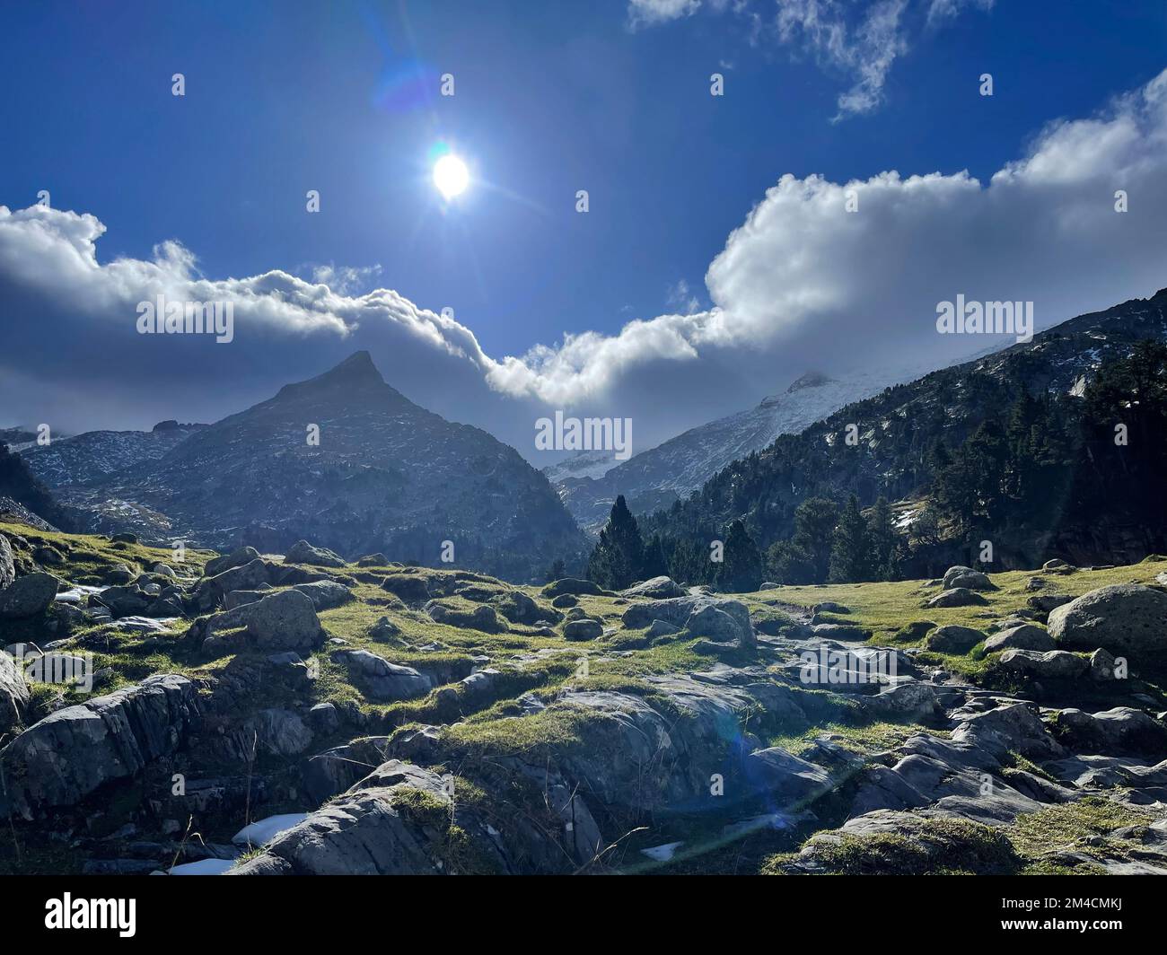 Valley of benasque hi-res stock photography and images - Alamy