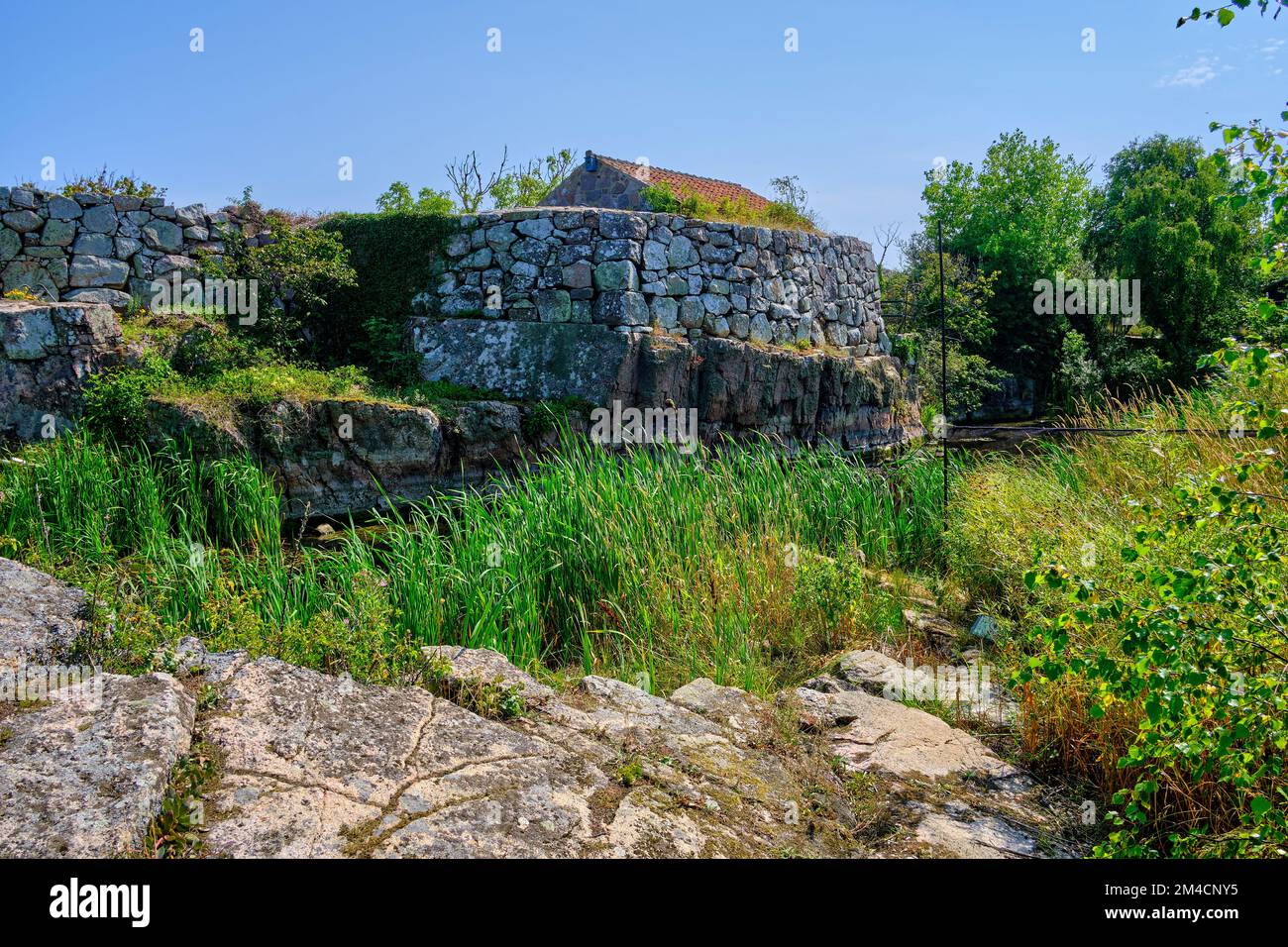 Out and about on the Ertholmen islands, quarry and old cottage ...
