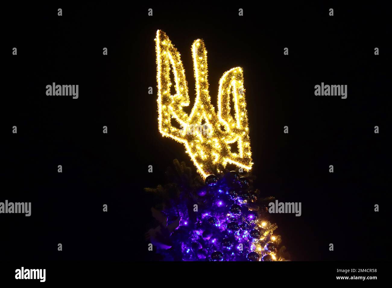 KYIV, UKRAINE - DECEMBER 19, 2022 - The main country's "Christmas tree ...