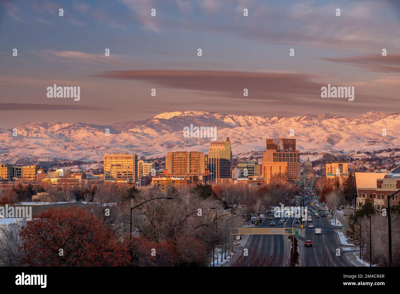 Iconic view of Boise and capital in winter at sunset Stock Photo - Alamy