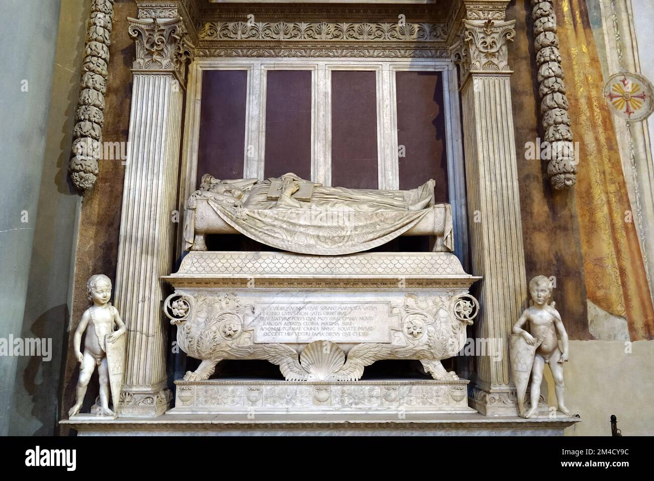 Tomb of Carlo Marsuppini (Italian humanist), Basilica di Santa Croce ...