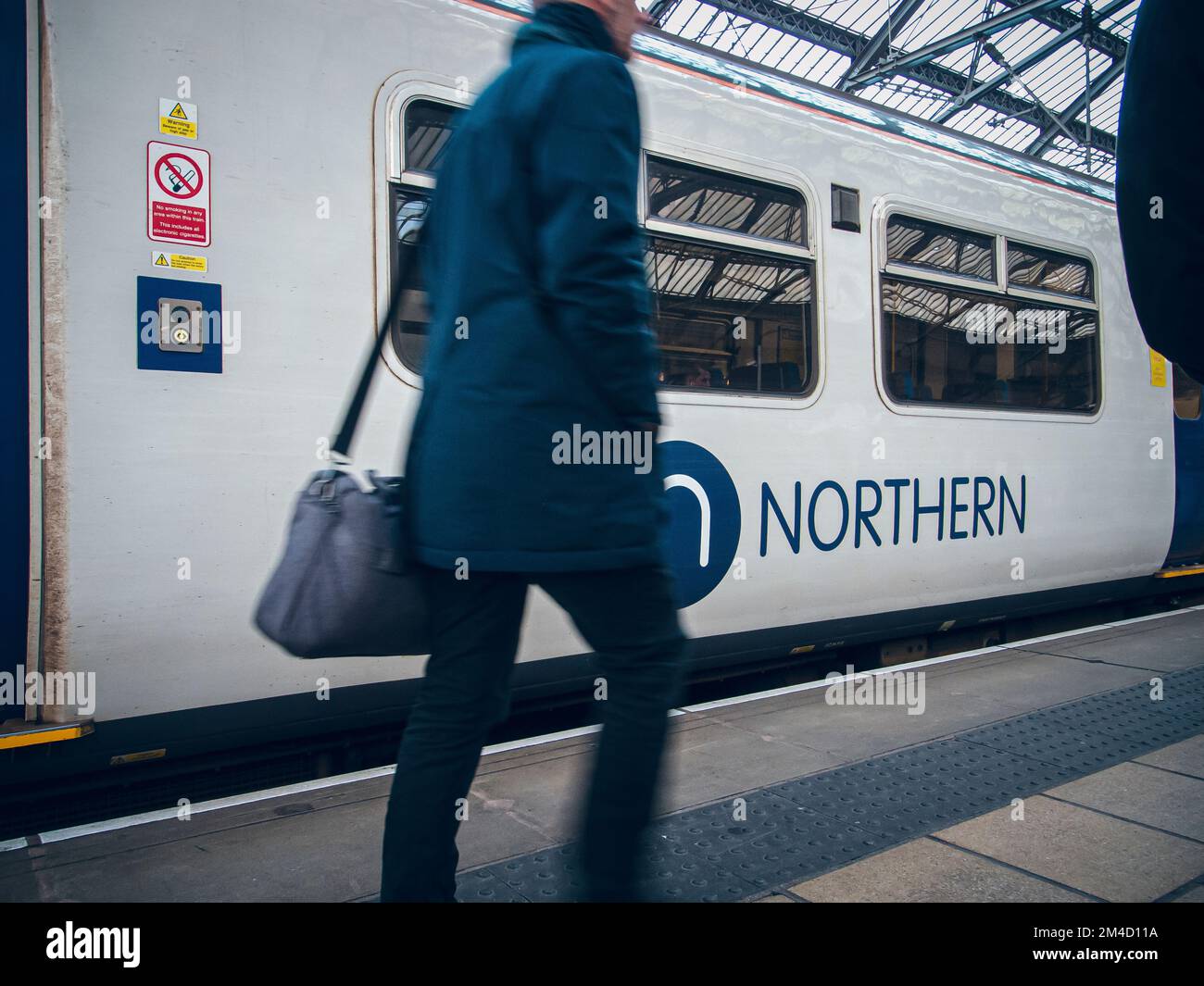 Northern Railway trains and passengers in Liverpool Stock Photo - Alamy