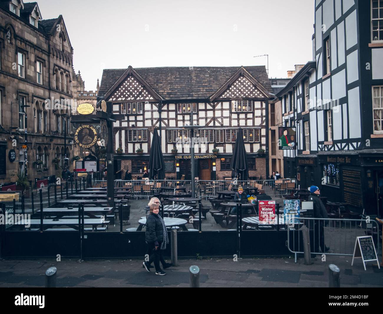 Old wellington inn pub foto hi-res stock photography and images - Alamy