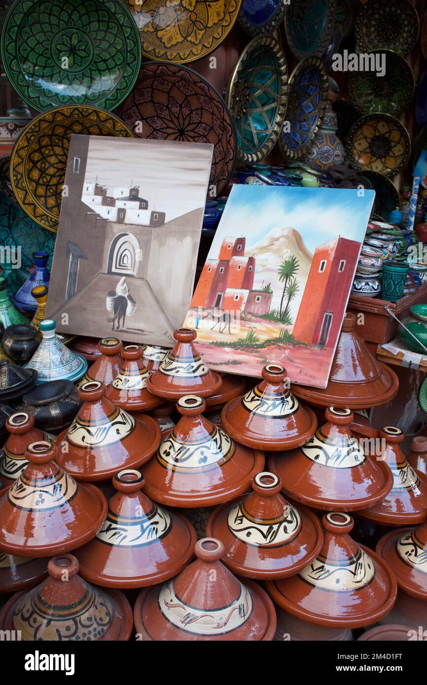 Marrakech paintings hi-res stock photography and images - Alamy