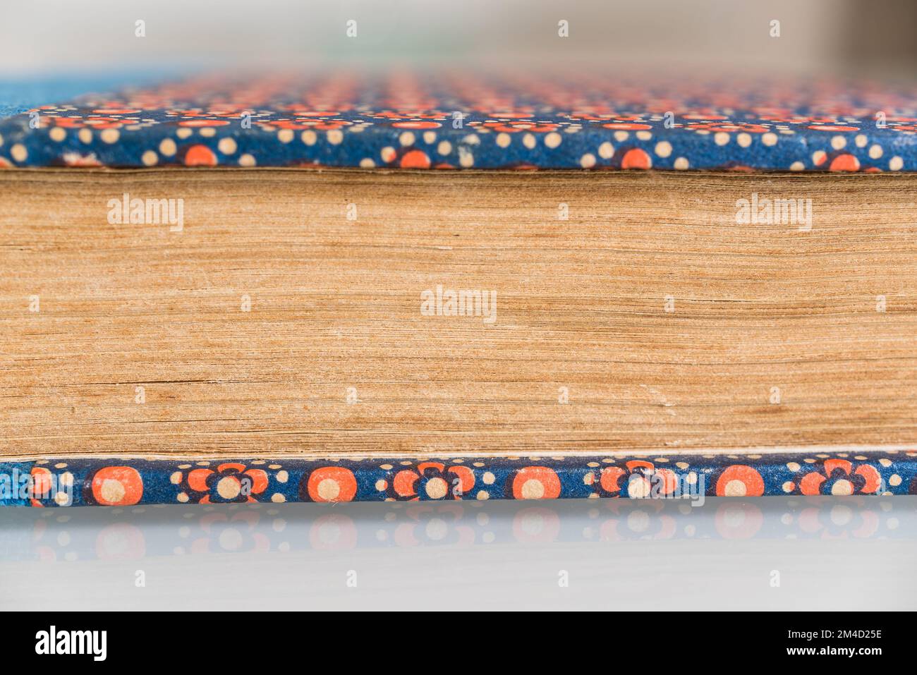 Italian literary works hi-res stock photography and images - Alamy