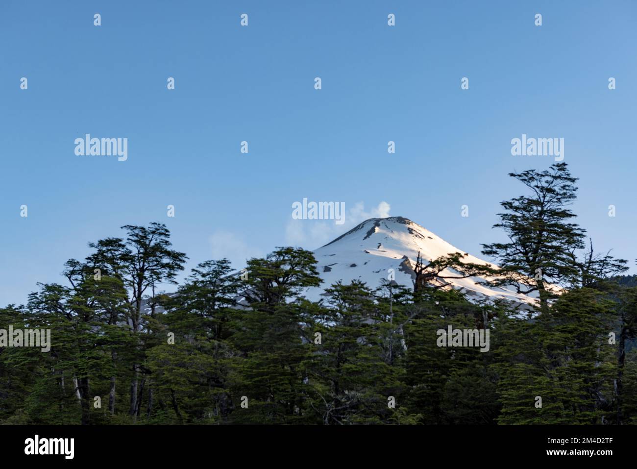 Villarrica volcano in the setting sun; Pucon, Chile Stock Photo - Alamy