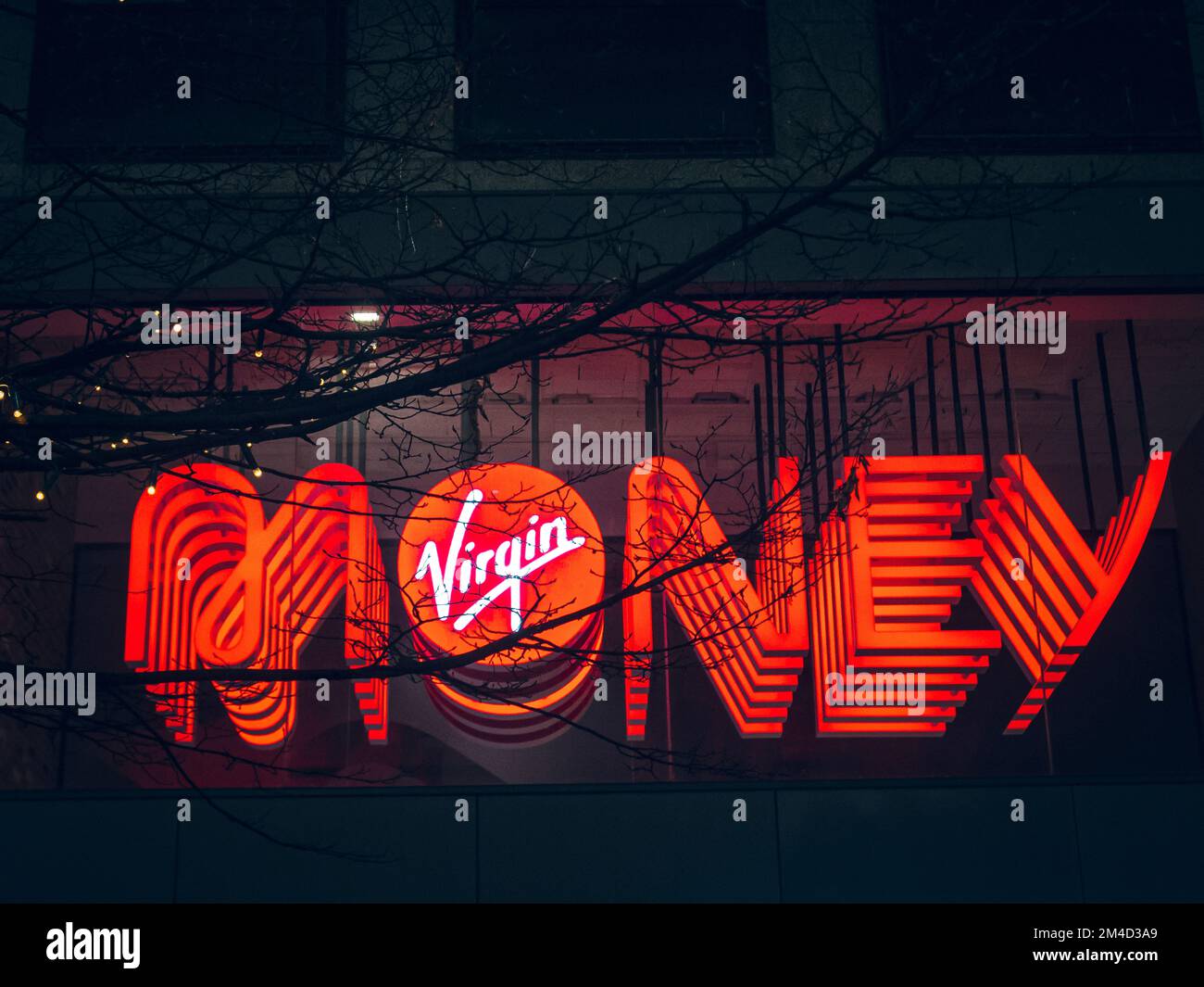 Pepsi max bus stop advertising hi-res stock photography and images - Alamy