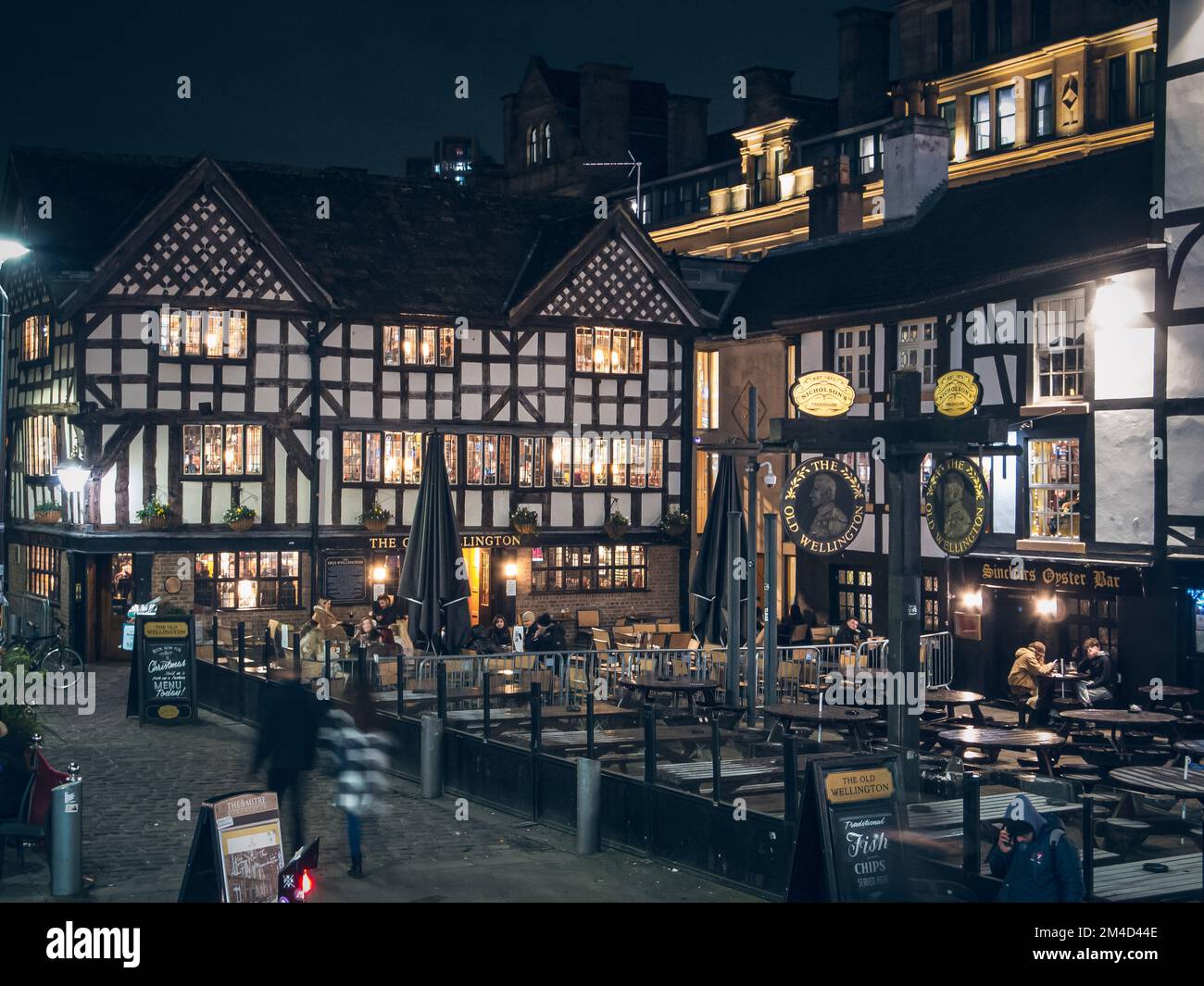 Old wellington inn pub foto hi-res stock photography and images - Alamy