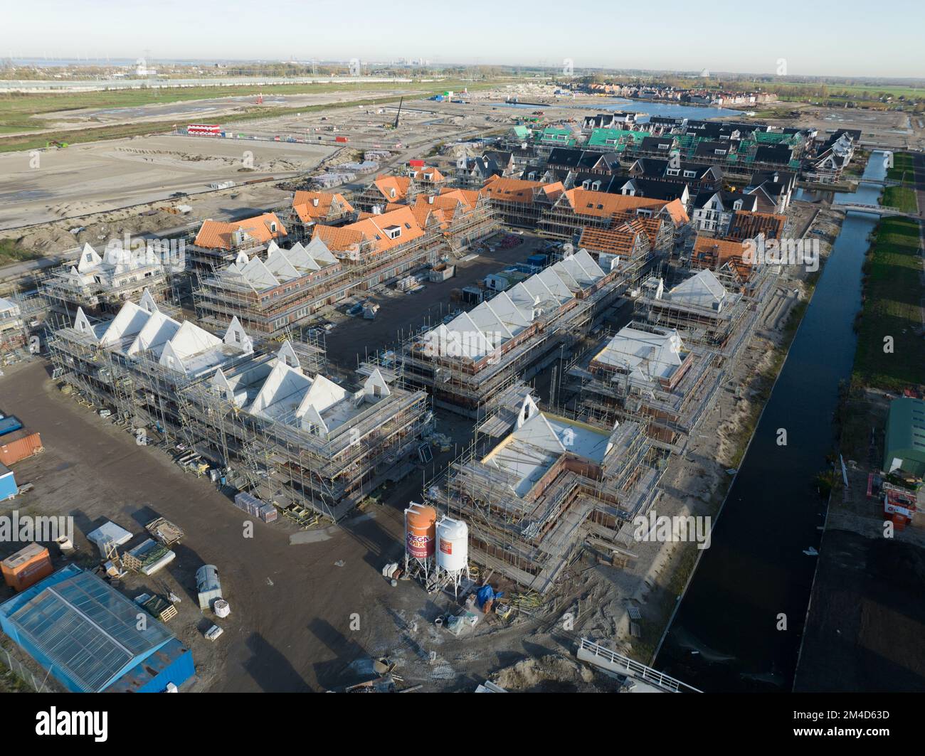 Building and construction of modern suburb housing. Scaffolding ...