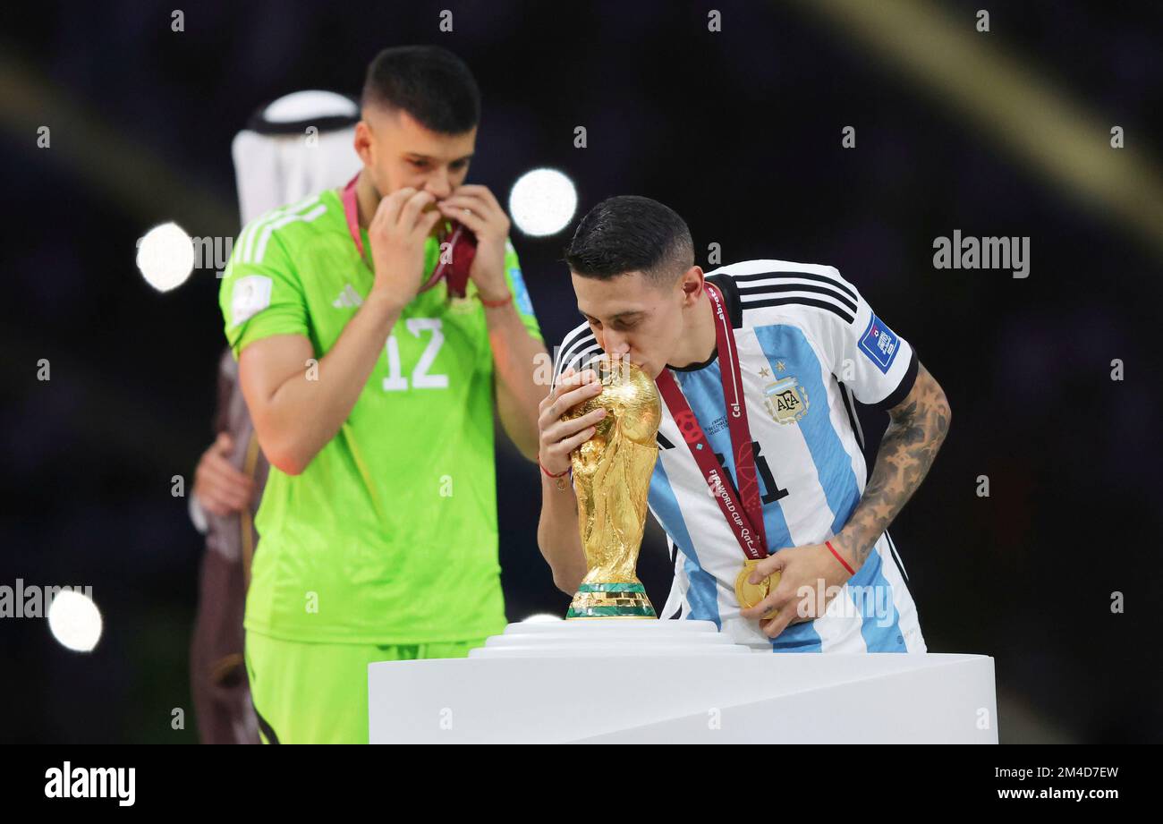 World cup trophy di maria hi-res stock photography and images - Alamy