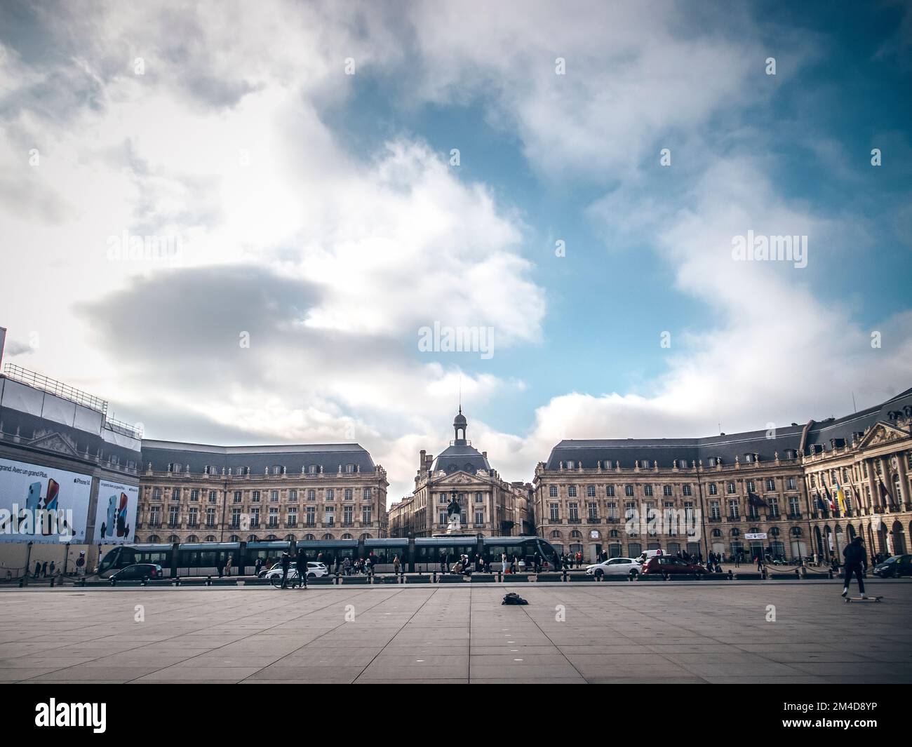Bordeaux imagen hi-res stock photography and images - Alamy