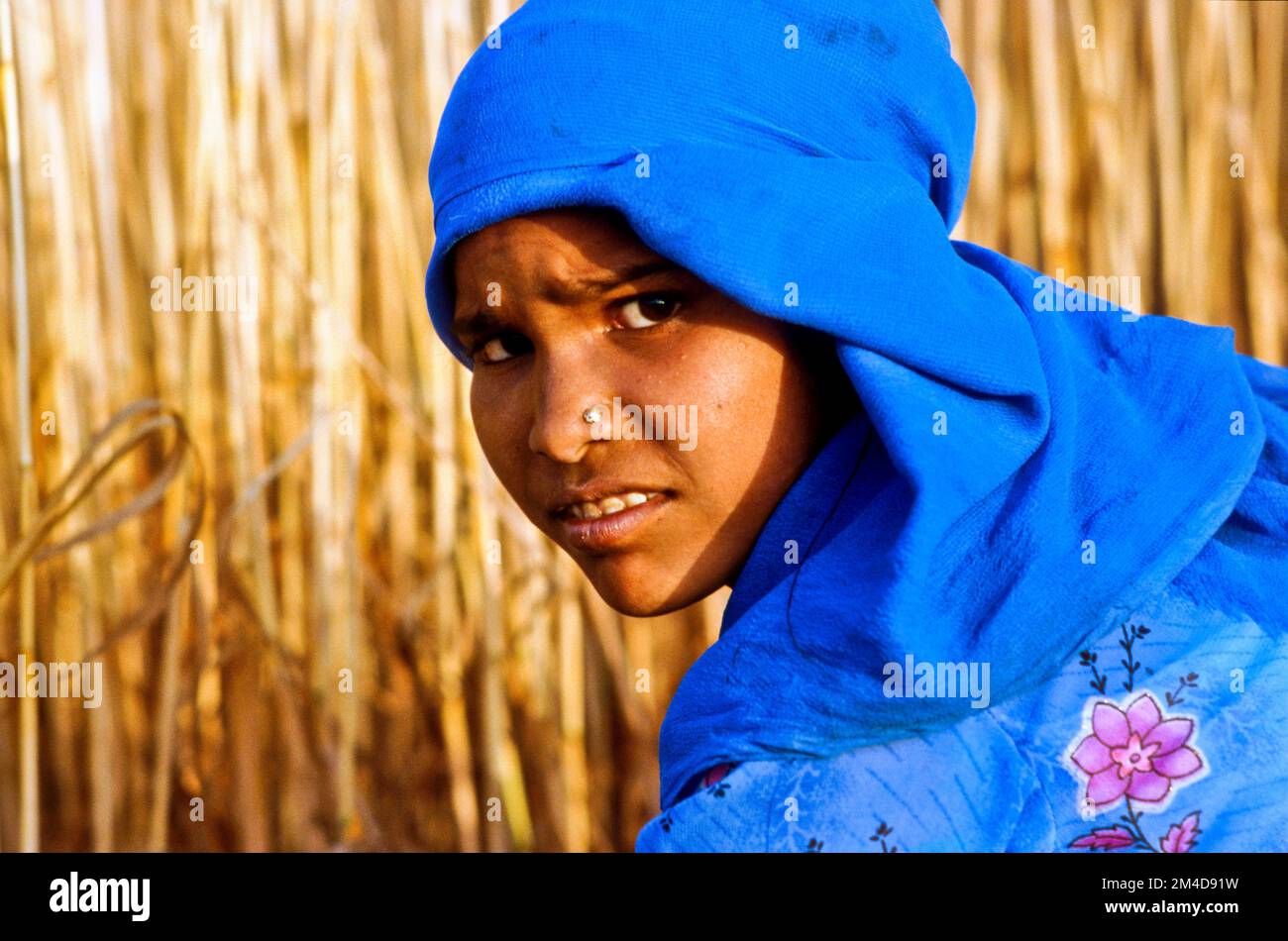Farmergirl hi-res stock photography and images - Alamy