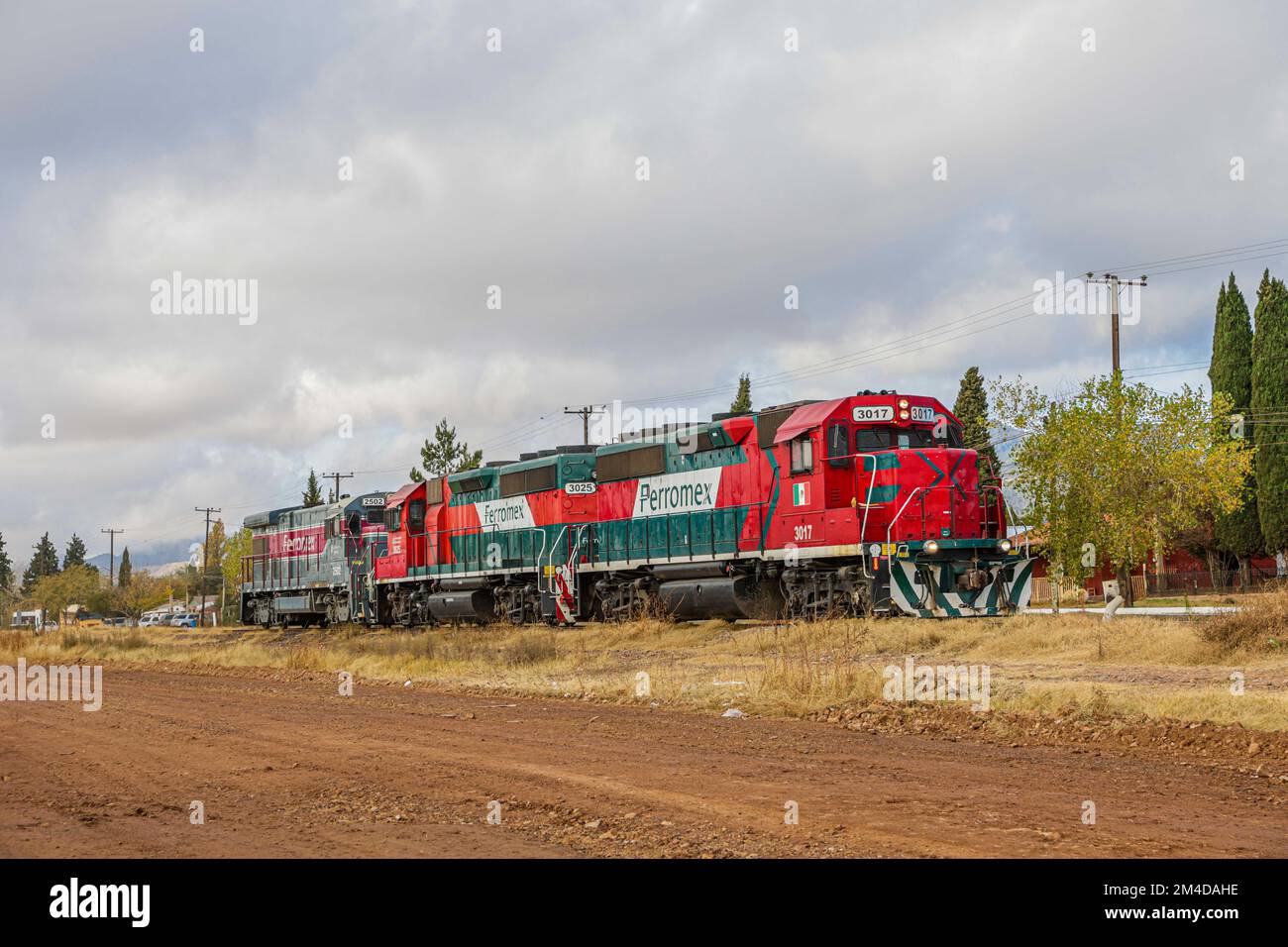 Ferromex train as it passes through Cananea, Mexico. (Photo by Norte ...