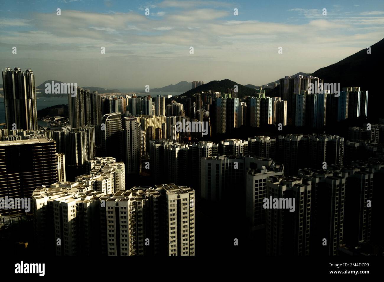 Building Modernization in Hong Kong/Eyepix Group (Credit Image ...