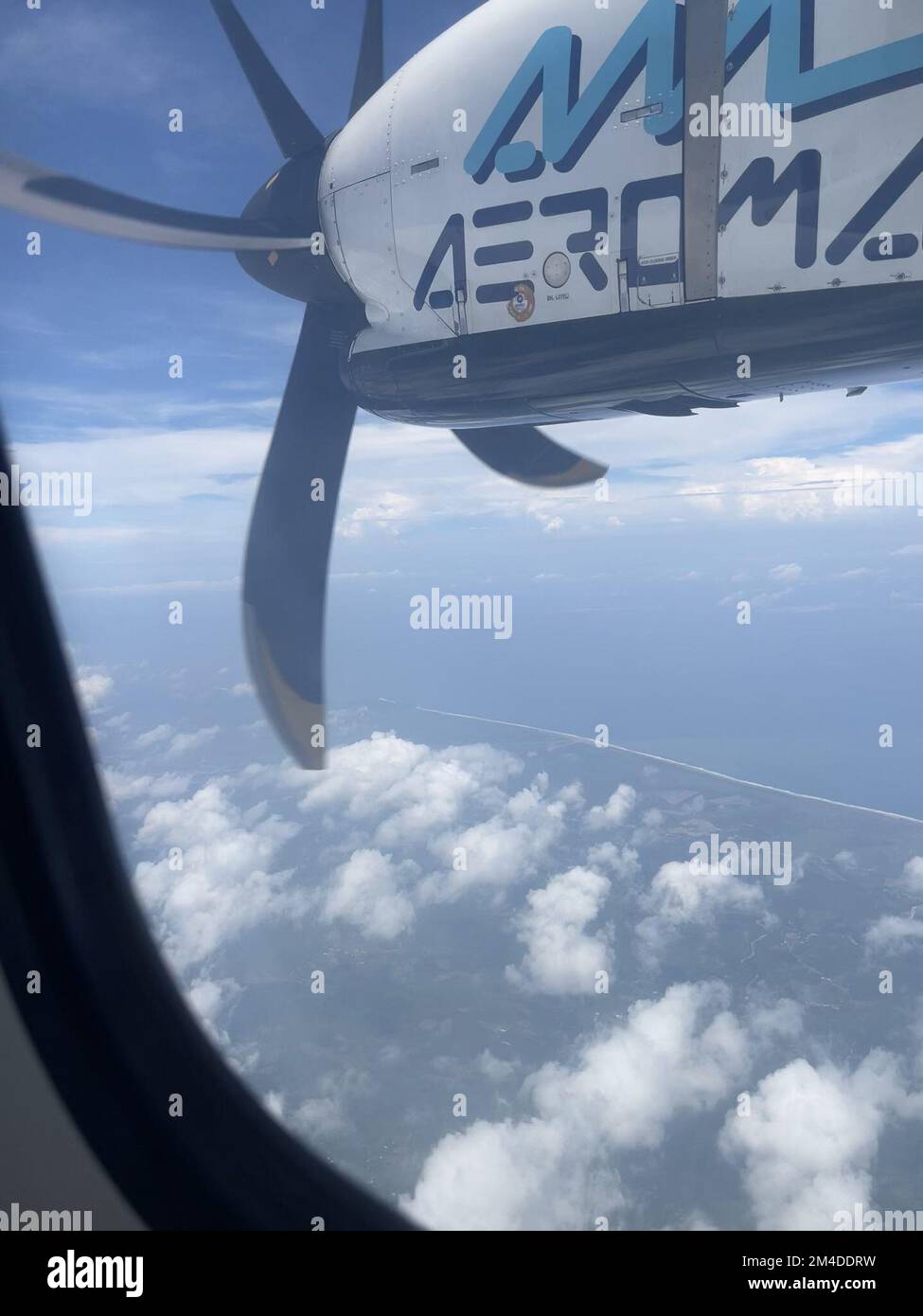 Plane flying over the Caribbean beaches in Puerto Escondido Oaxaca ...