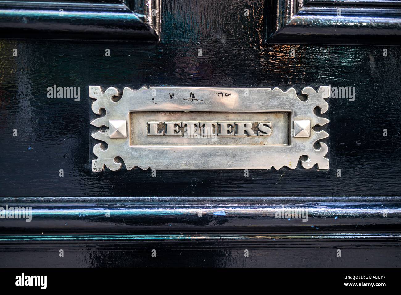 House letterbox hi-res stock photography and images - Alamy