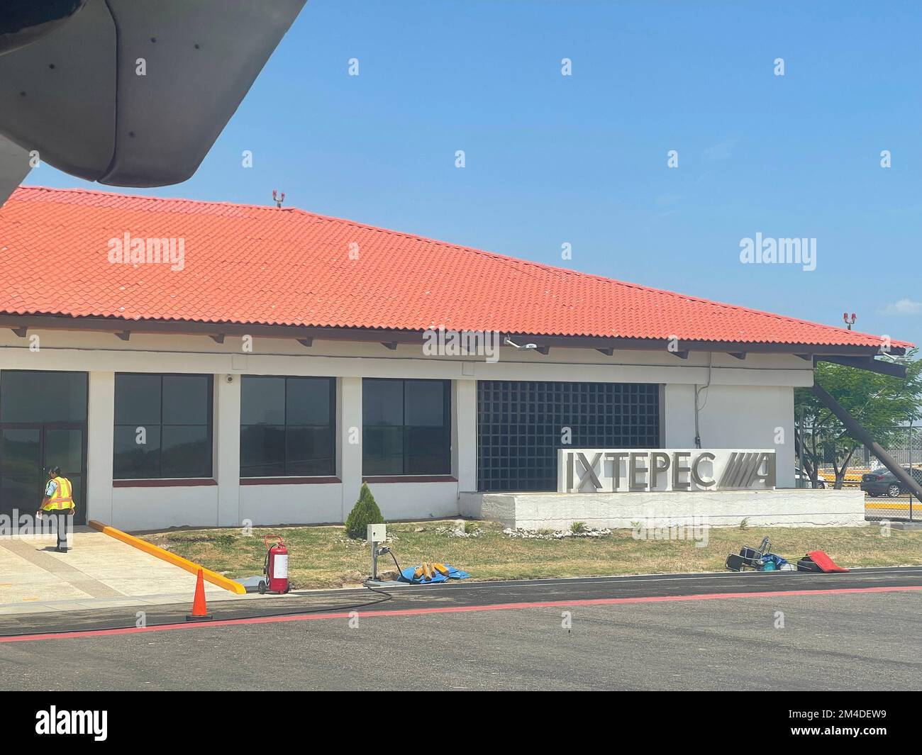 Aerolinea de mexico hi-res stock photography and images - Alamy