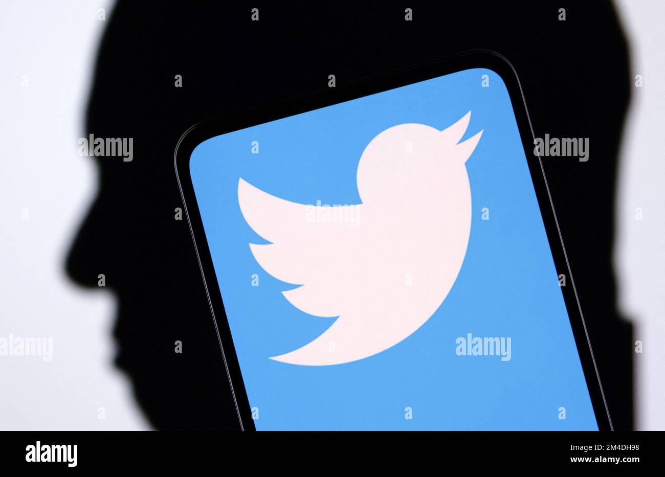 Twitter logo silhouette hi-res stock photography and images - Alamy