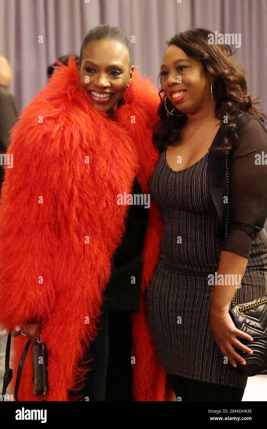 Sheryl Lee Ralph Attends Husband State Senator Hughes’ Christmas Party ...