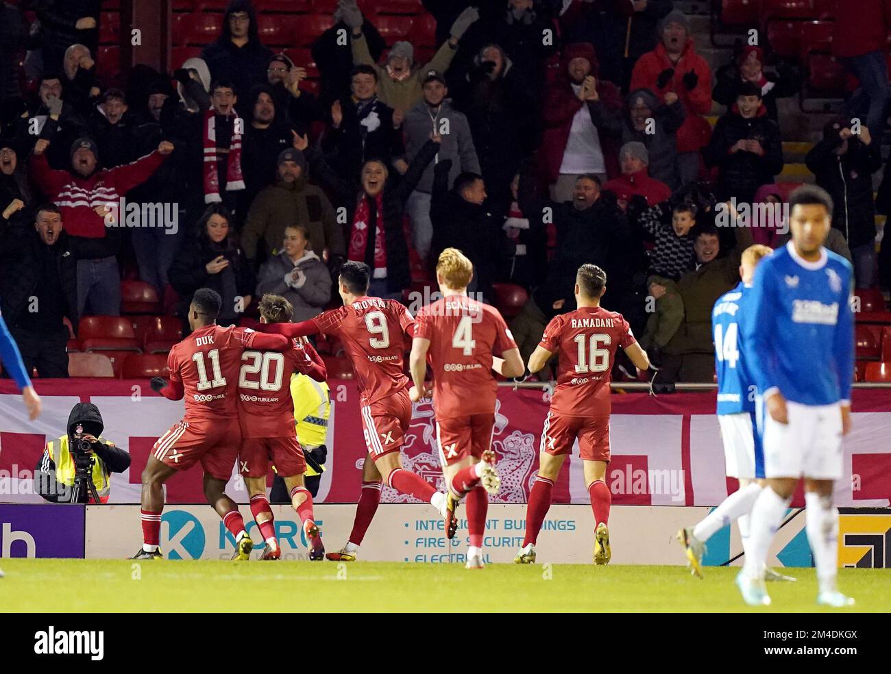 Aberdeen leighton clarkson celebrates hi-res stock photography and ...