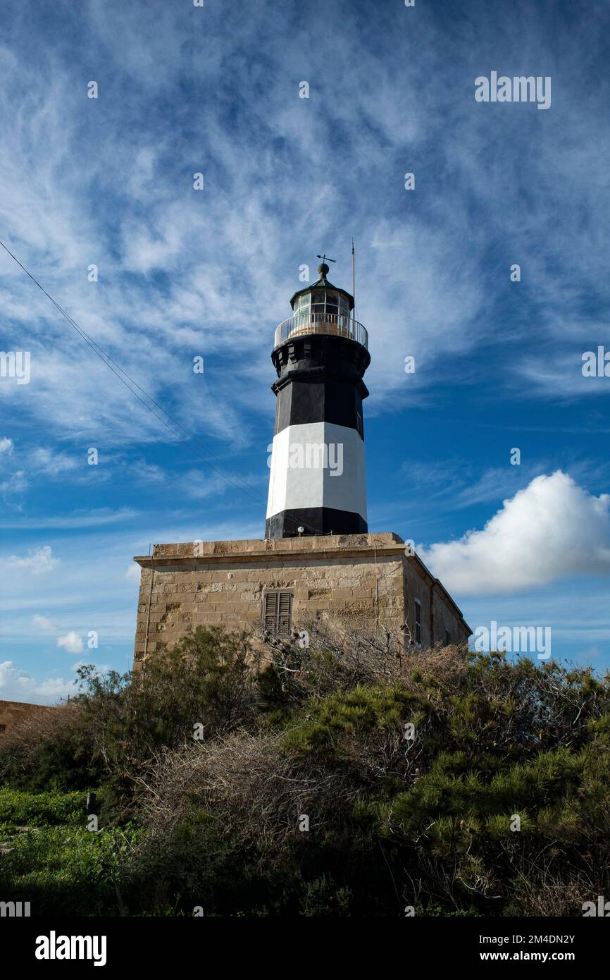 Lighthouse white wall blue sky hi-res stock photography and images - Alamy