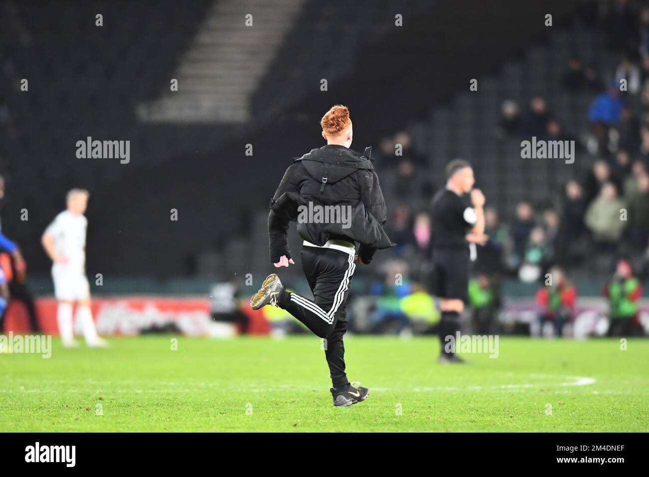 Leicester city football pitch hi-res stock photography and images - Alamy