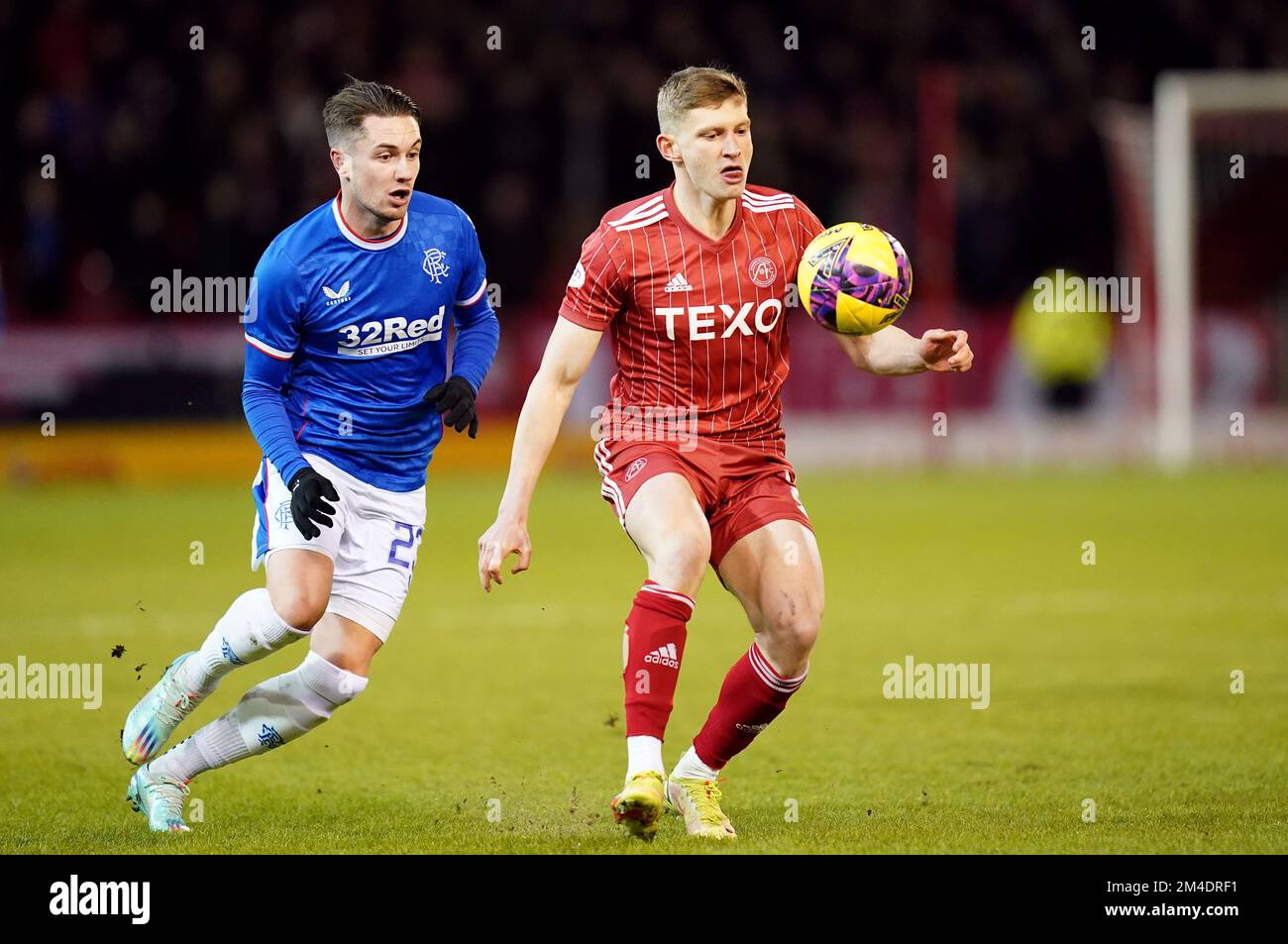 Mackenzie scott hi-res stock photography and images - Alamy