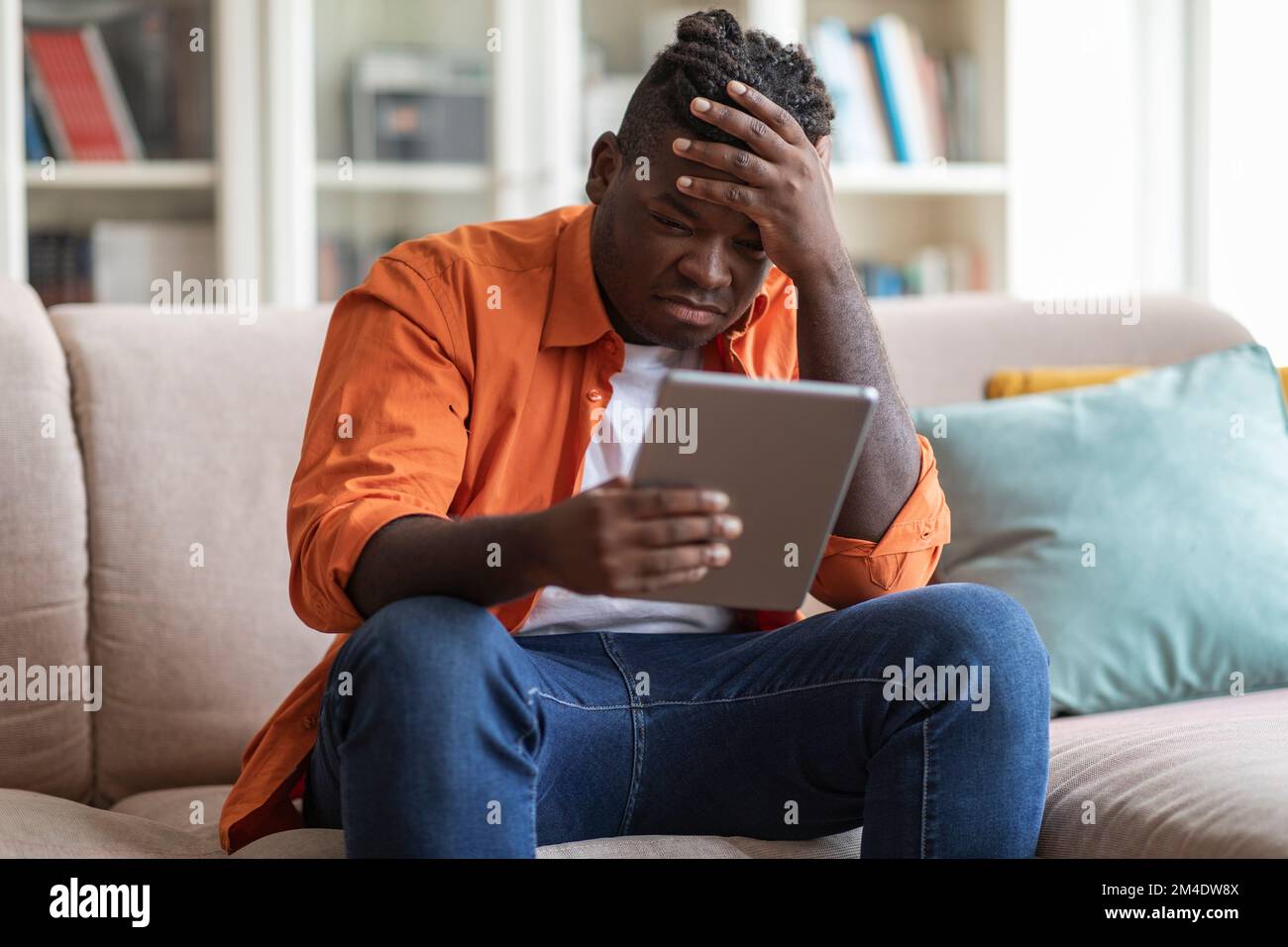 Overweight man worried hi-res stock photography and images - Alamy