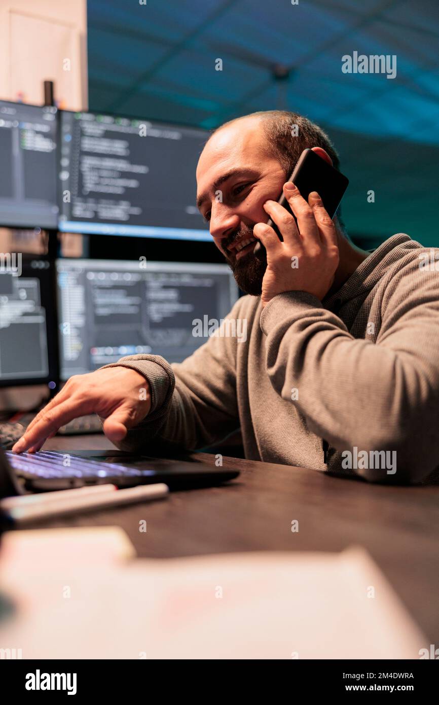 Web developing line hi-res stock photography and images - Alamy