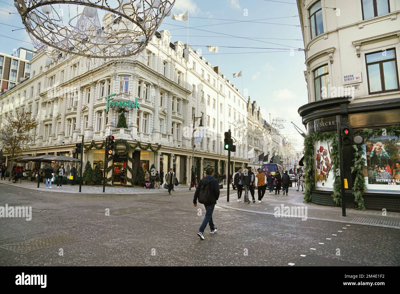 Brook street central hi-res stock photography and images - Alamy