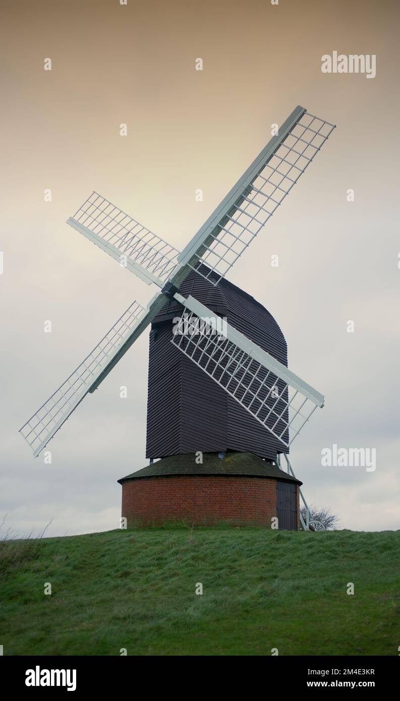 The brill society hi-res stock photography and images - Alamy