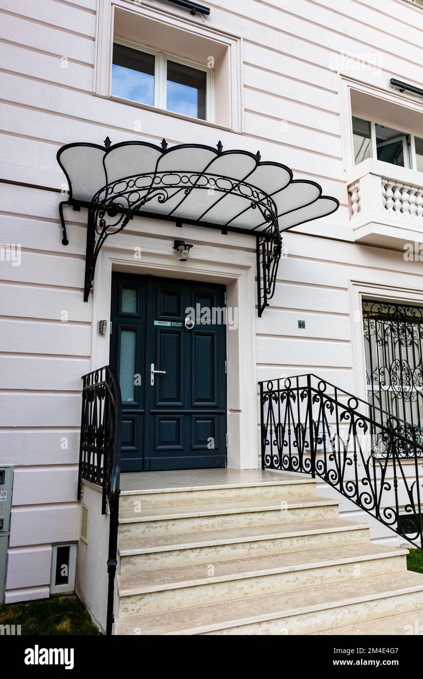 Modern building architecture in Bucharest city, Romania Stock Photo - Alamy