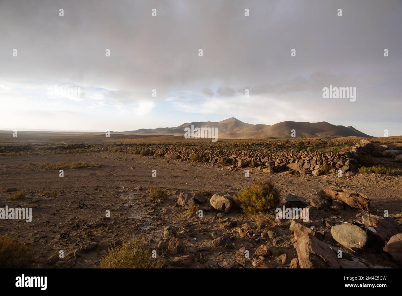 wallpaper of mountains and sky with clouds, floor with rocks, landscape ...