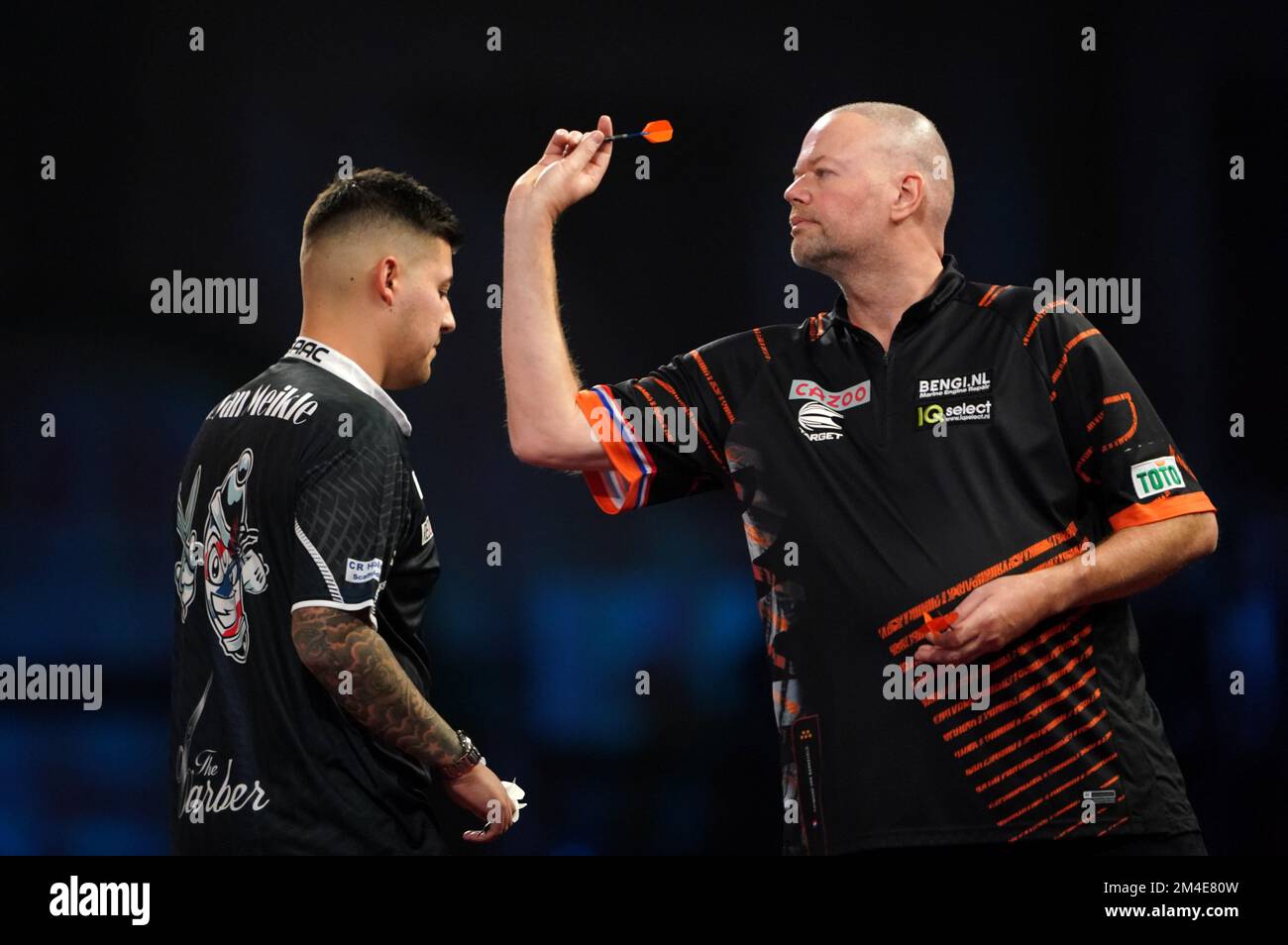 Netherlands' Raymond van Barneveld in action against England's Ryan ...